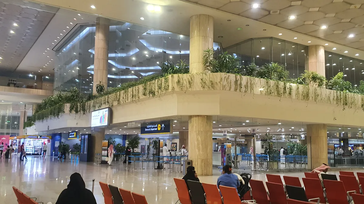 Saudi Arabia Airport Expansion Unlocks Advertising Potential - Gulf ...