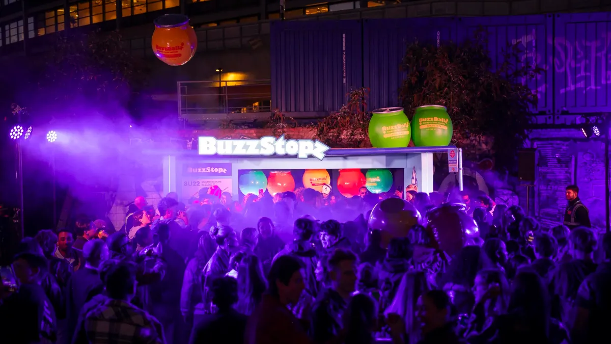 Why Bus Stop Advertising Works When Brands Go Bigger - London Bus ...